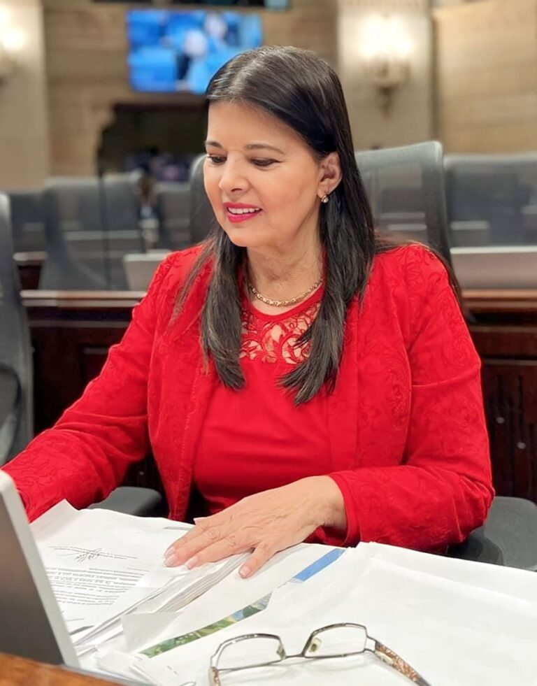 Flora Perdomo Andrade – Representante a la Cámara por el Departamento ...